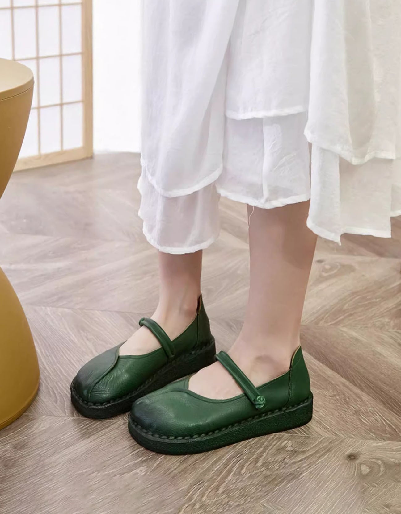 Handmade Soft Soles Wide Toe Box Flat Shoes — Obiono