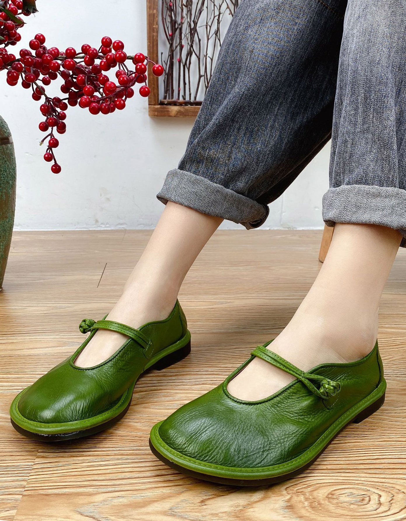 Handmade Chinese Elements Soft Leather Retro Flats 35-41 — Obiono