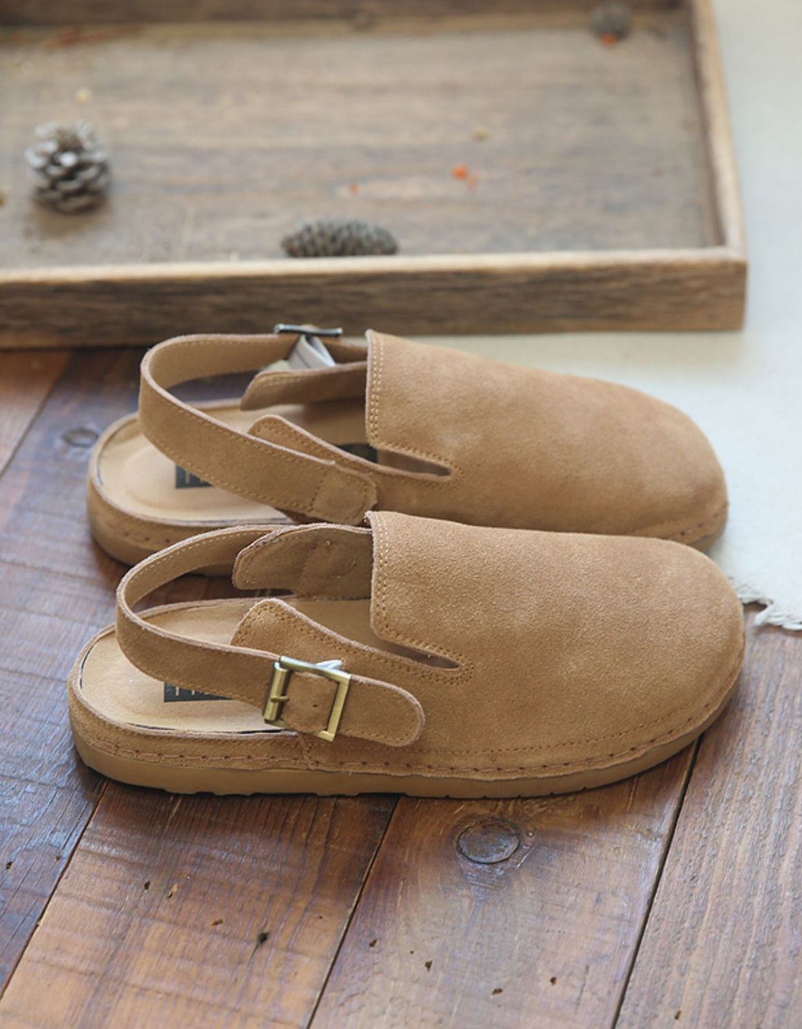 Suede Round Toe Retro Flat Slingback Shoes — Obiono