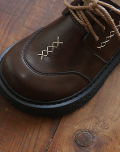 Round Toe Comfortable Lace-up Wide Toe Box Shoes — Obiono