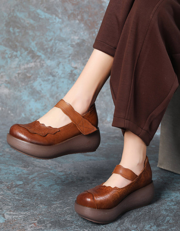 Embossed Comfortable Wide Toe Box Retro Wedges — Obiono