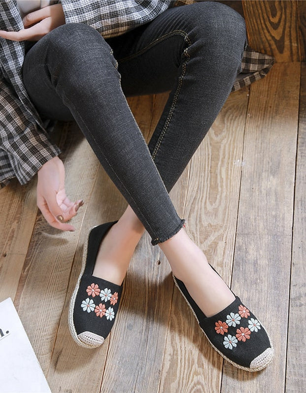 Handmade Linen-Embroidered Simple Flat Shoes — Obiono