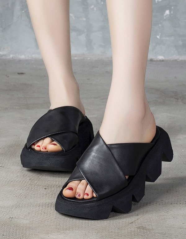 Retro Leather Stylish Gear Sole Summer Slippers — Obiono