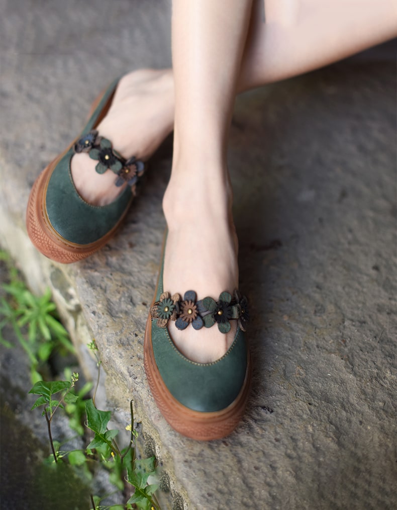 Summer Retro Leather Flower Green Slippers — Obiono