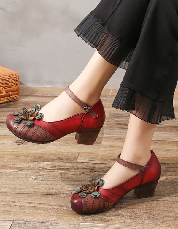 Women Retro Chunky Heels Red Pumps — Obiono