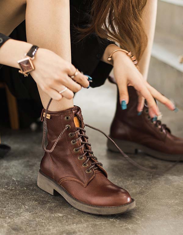 Handmade Sheepskin Vintage British Style Martin Boots — Obiono